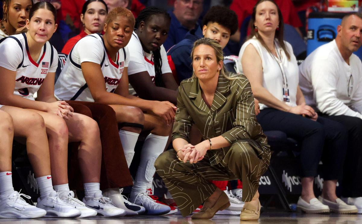 Photos: New Mexico takes a 72-69 win over Arizona at McKale Center ...