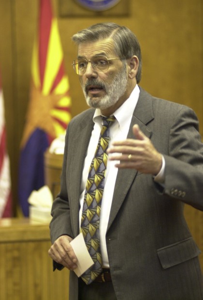 2-time prosecutor of year Peasley dies