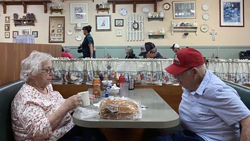 Tucson eatery where restaurateur Sam Fox grew up turns 60 | eat ...