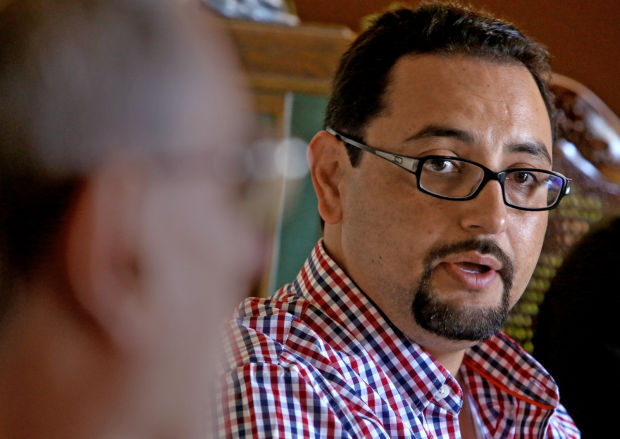 Iván Bernal, rostro de la ebullición social