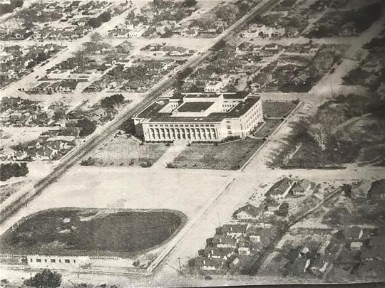 Main building at Tucson High School opened 100 years ago