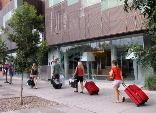 UA dorm move-in day