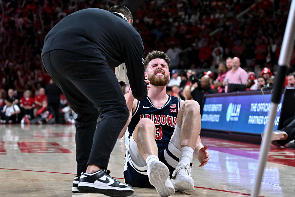 Arizona lists Anthony Dell'Orso and Koa Peat as questionable for Baylor ...