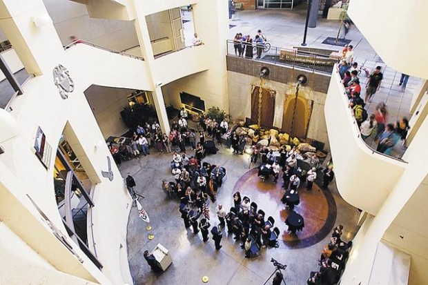 Frolicking on the UA Mall | Lifestyles | tucson.com