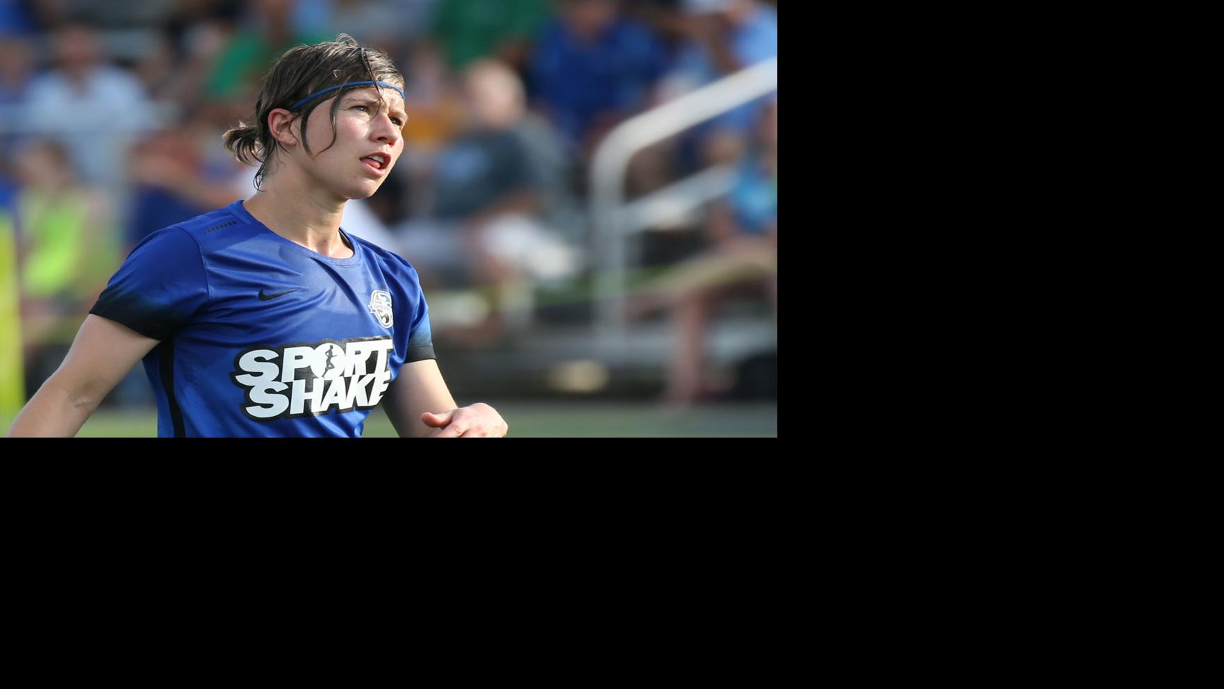 Wildcats hire longtime pro player Becca Moros as new women's soccer ...