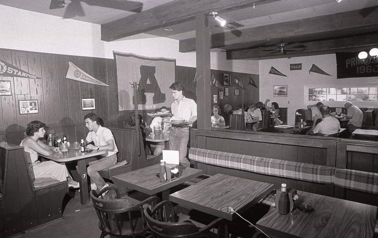 38 Tucson bars you'll never drink at again