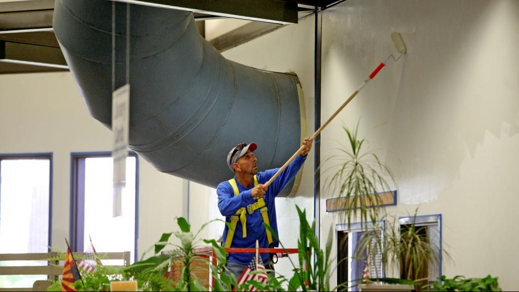 Photos: Repainting Mission Library