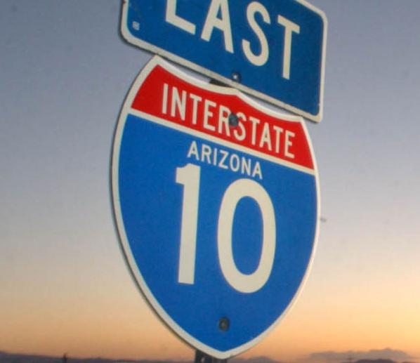 interstate 10 freeway sign