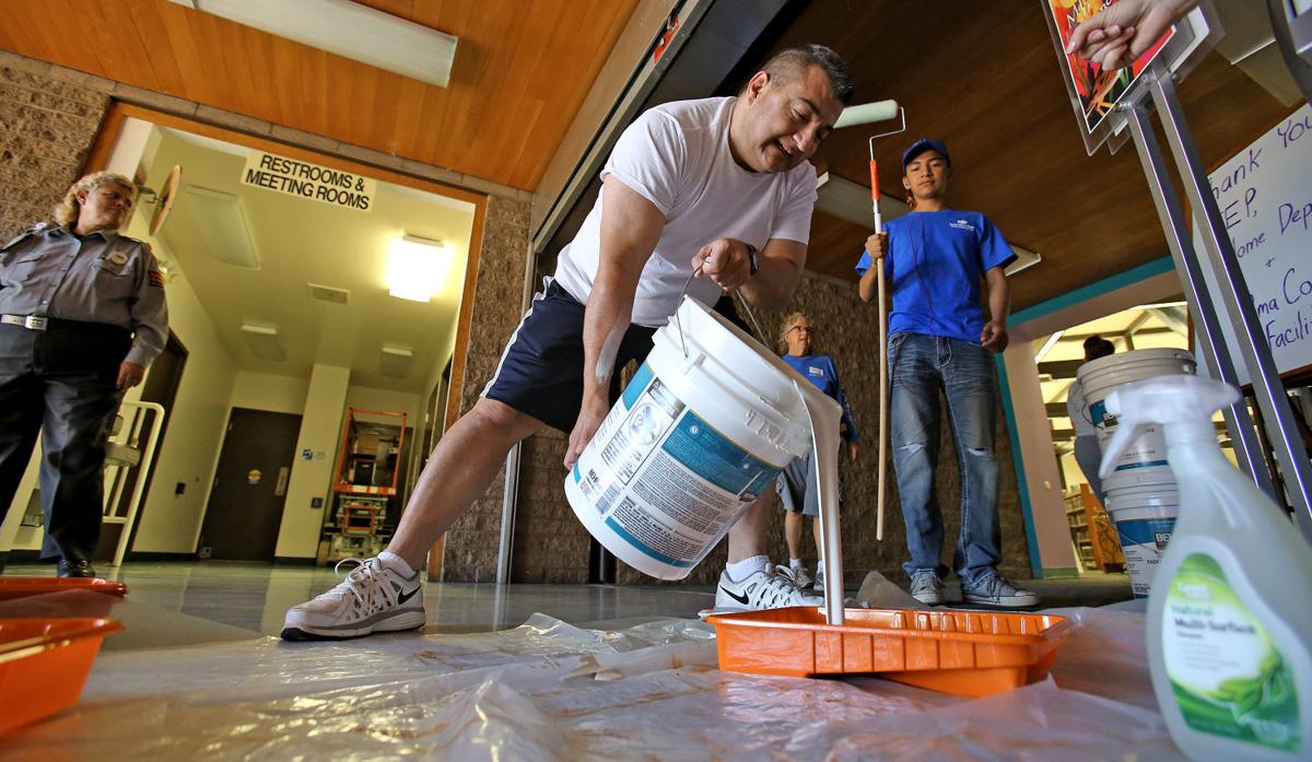 Photos: Repainting Mission Library