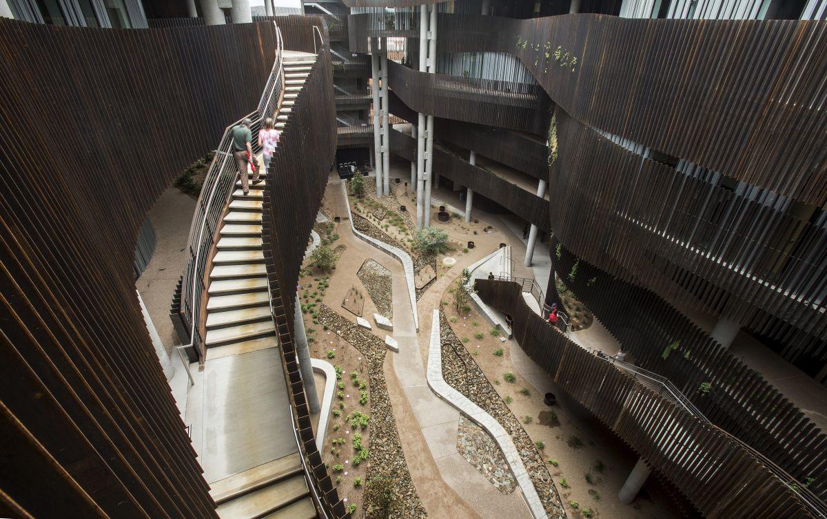 Photos: Wavy and creative ENR2 building at UA