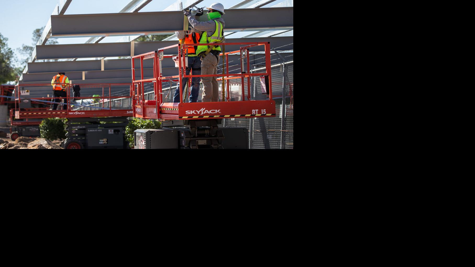 Judge strikes down Tucson's 'prevailing wages' law