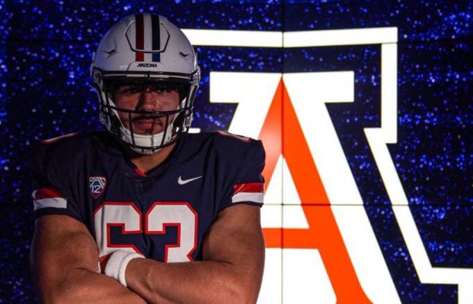 Arizona lands Northwestern OL Alexander Doost in portal