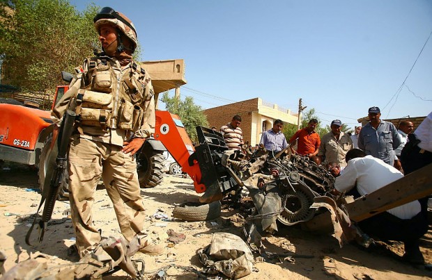 Iraqi insurgents kill dozens as dark memories resurface
