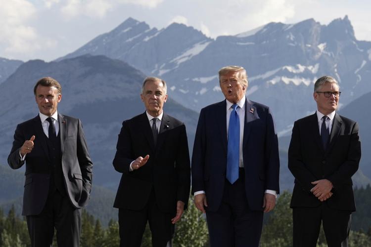Trump leaves G7 early as leaders try to salvage summit