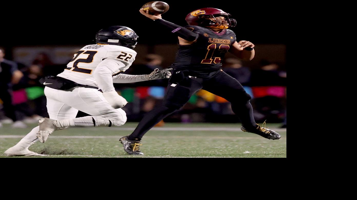 Salpointe football avenges loss to slide into semifinals