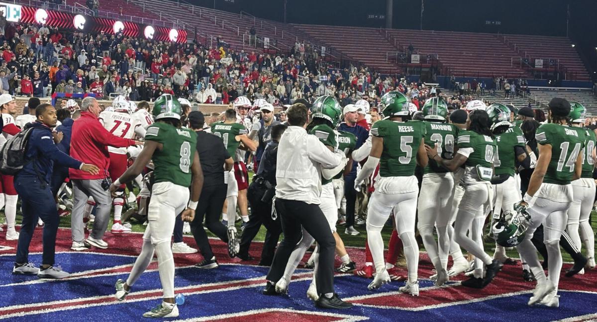 Eastern Michigan apologizes for brawl that followed bowl game
