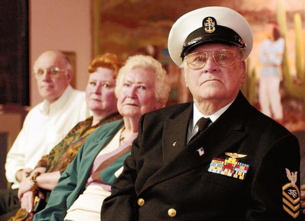 WWII Navy vet, 86, provides glimpse of history