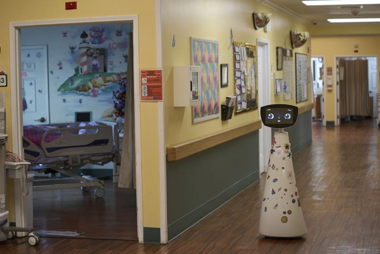 AI robot helps hospitals and nursing homes