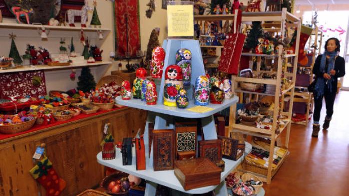 Photos: UNICEF store allows charitable shopping