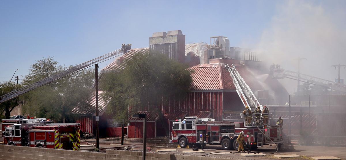 Photos: Fire at the Bum Steer | Photography | tucson.com