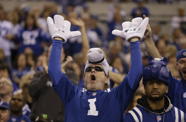 Photos: Wild sports fans | Entertainment | tucson.com