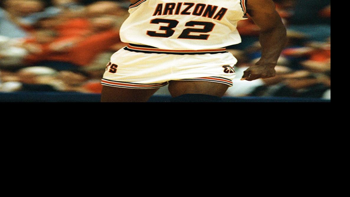 No. 7 • Tucsonan Sean Elliott breaks Alcindor's Pac-10 scoring record