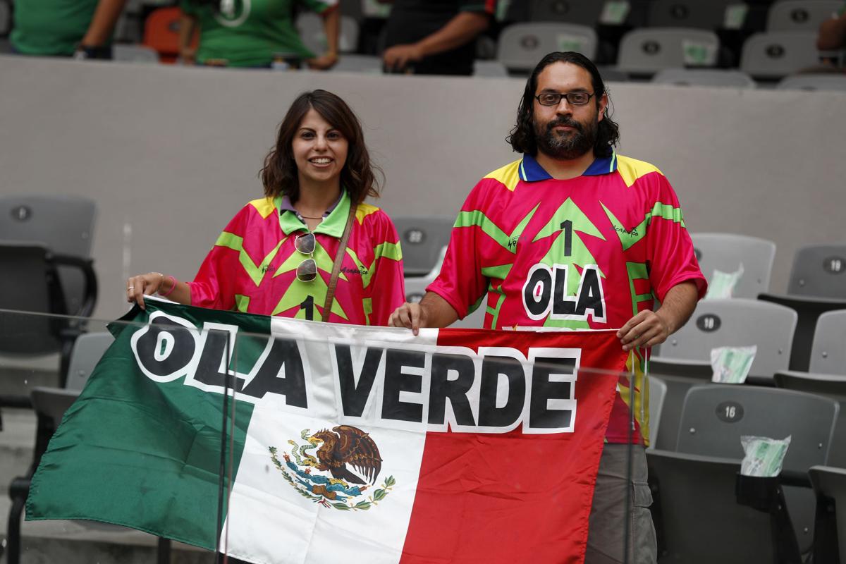 Confederaciones: La Ola Verde acompaña a México a Rusia