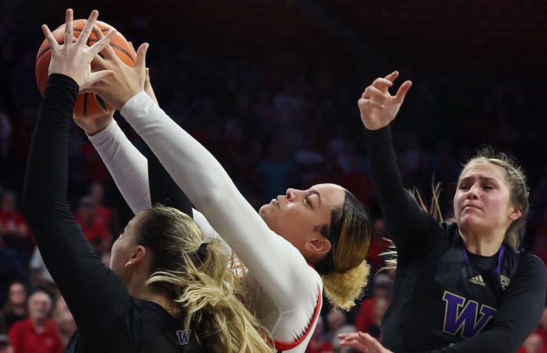 Arizona Isis Beh back for one more year