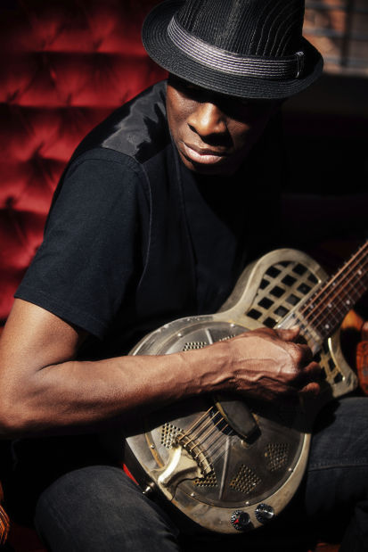 Keb' Mo' goes back to his roots on 'BLUESAmericana'