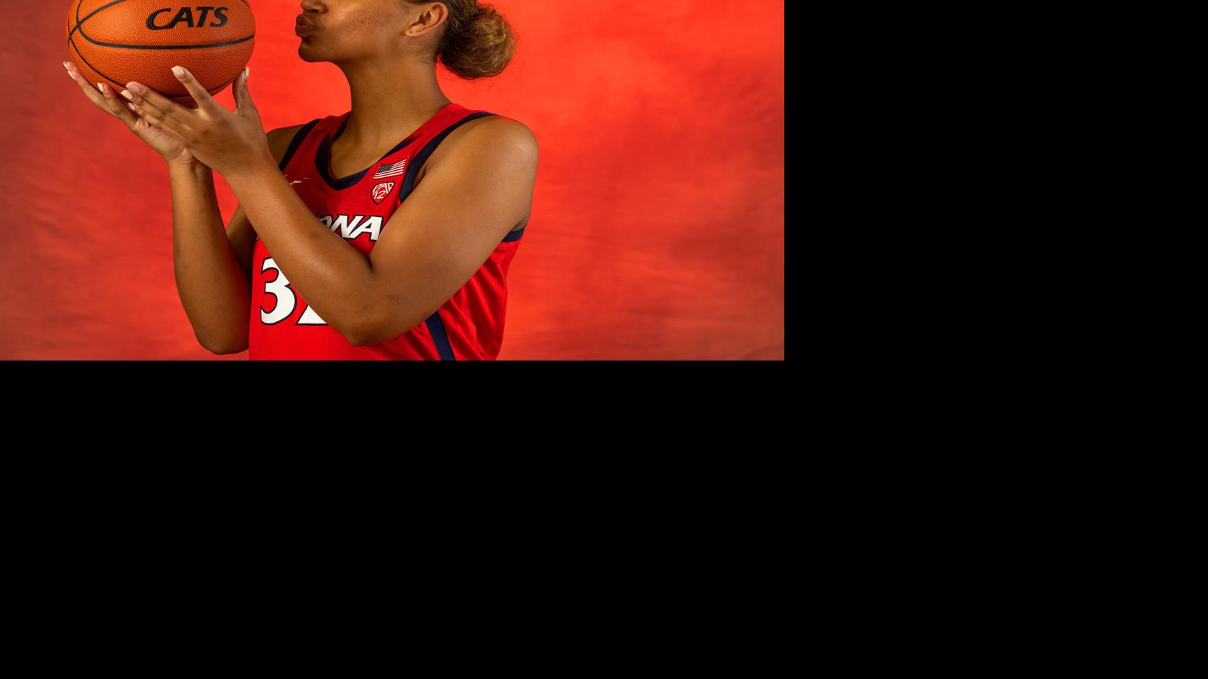 With a kiss: Lauren Ware showing improved 3-point shot, more confidence ...