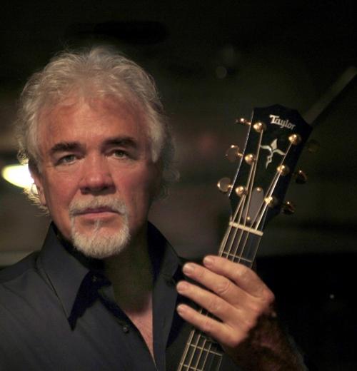 Gary Morris performs Sunday