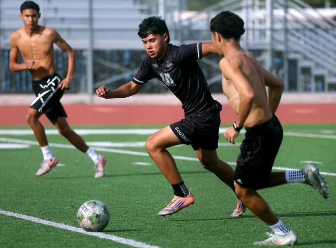 HS Student-Athlete of the Week: Sunnyside's Israel Luquez Jr.