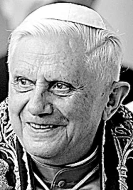 Pope, actor Voight view mini-series on life of John Paul II