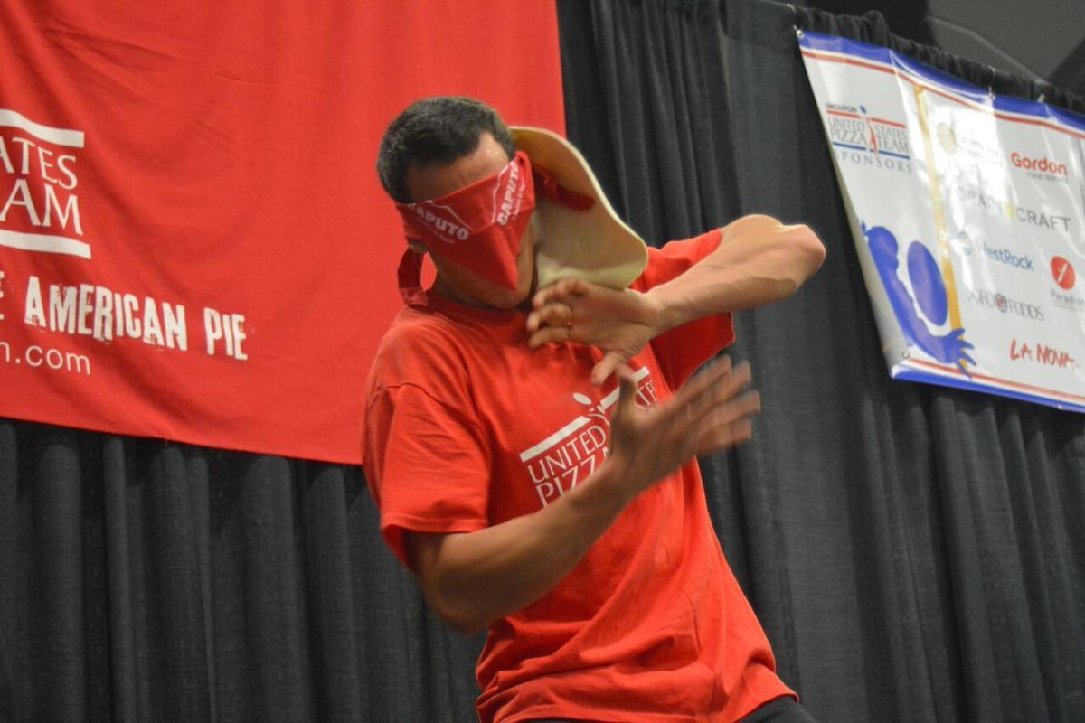 Tossing skills earn Tucsonan spot in world pizza championships | Latest ...