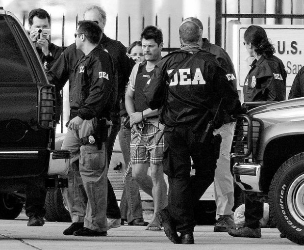 Suspected drug lord Arellano Felix enters pleas of not guilty