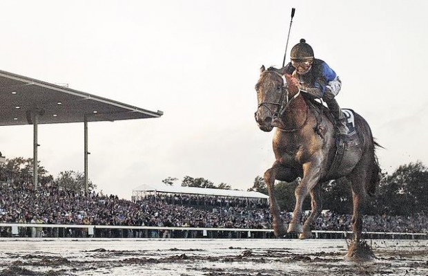 Curlin comes from behind for win; George Washington euthanized