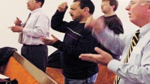 Pastor finds niche with deaf Baptist church