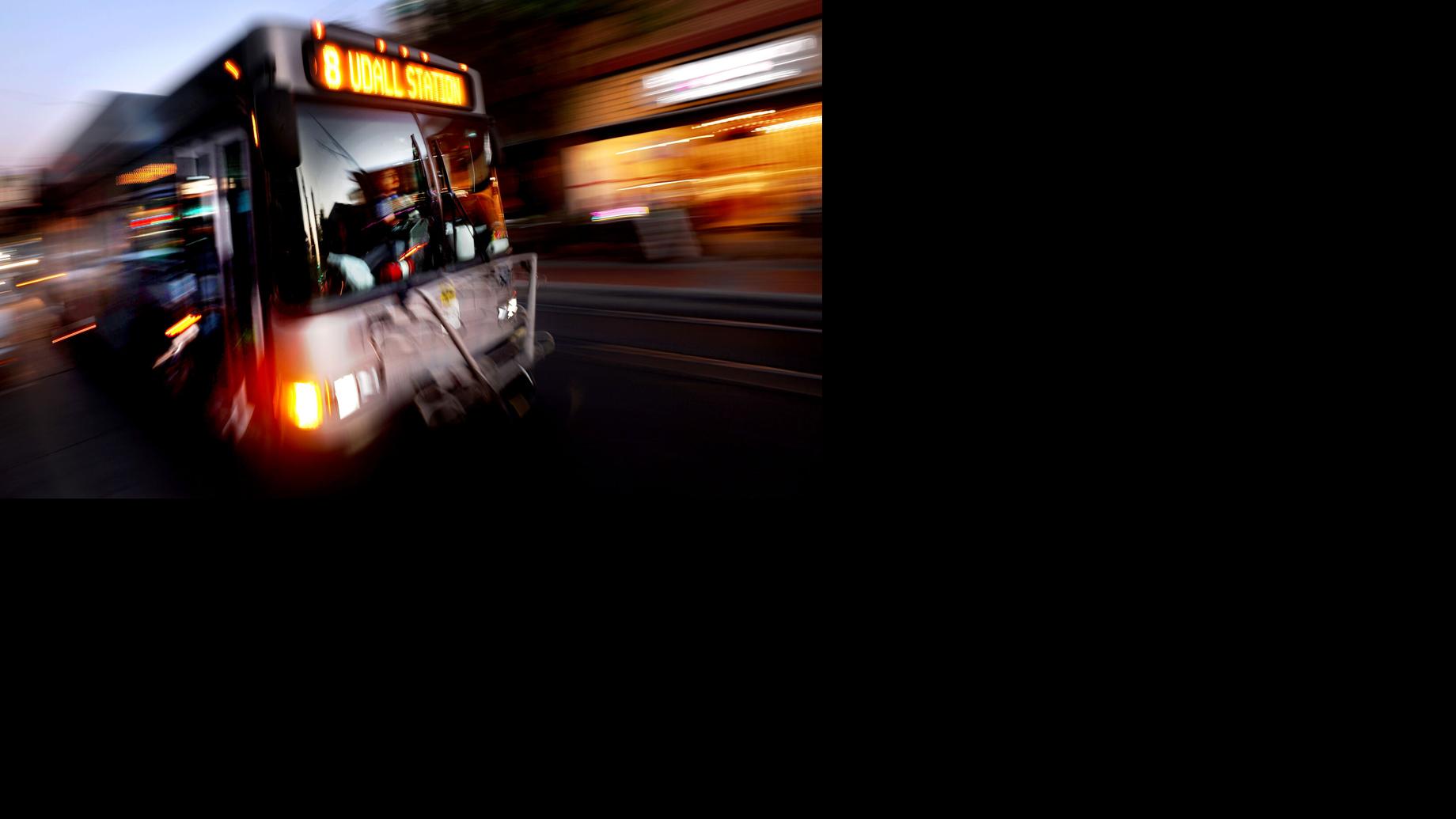 Tucson keeps bus, streetcars free for riders