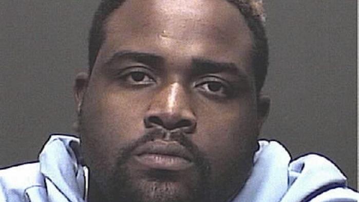Police seek suspect in one of two S. Tucson shootings
