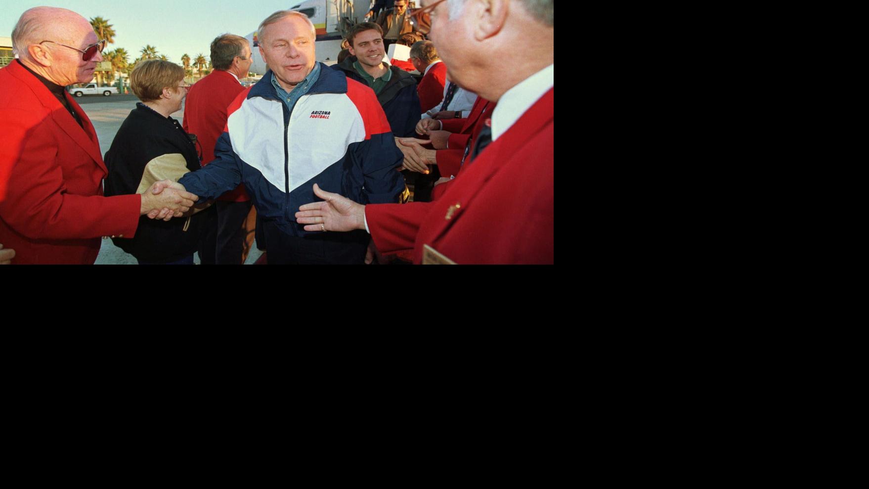 Former players rallying behind Tomey, who is battling cancer in Tucson