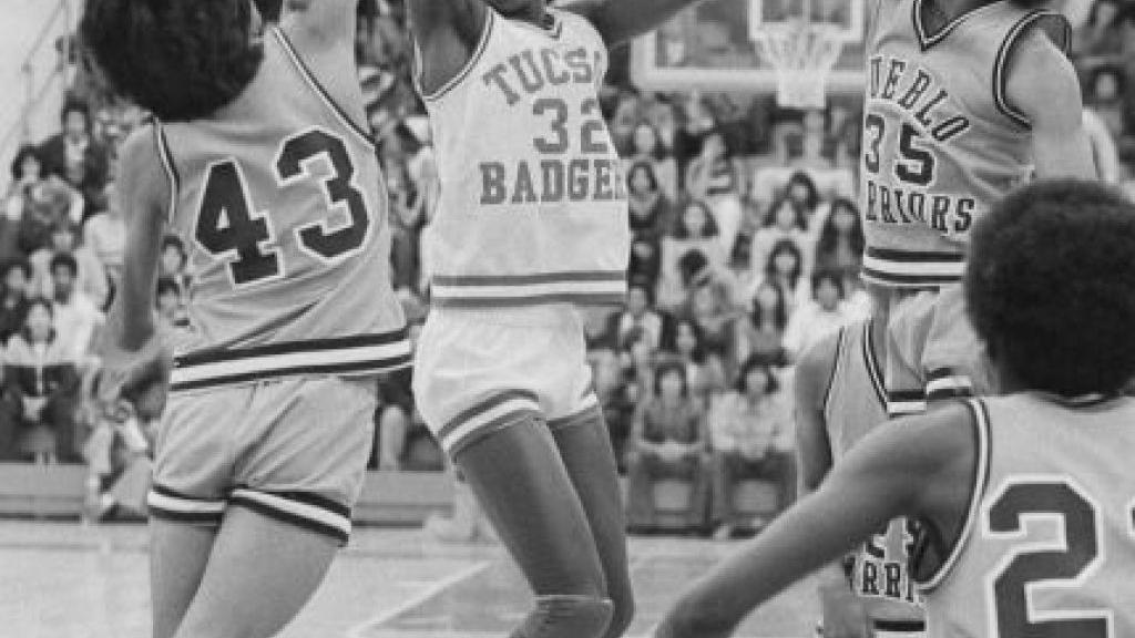 Hansen: T-Club to honor Vann, who has won at basketball and life