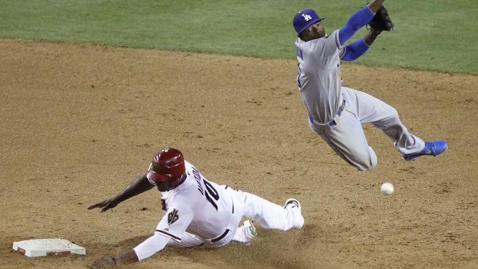 Yankees blast D-backs' bullpen with 6-run 8th
