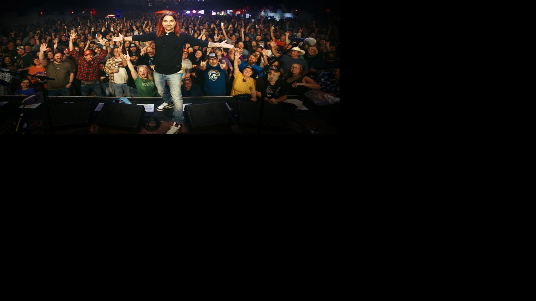 Texas band to play songs from rebooted album at Tucson show