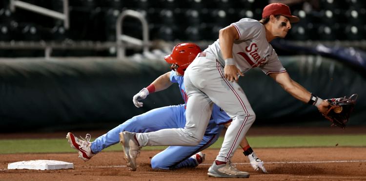Who will replace Tony Pluta as Arizona baseball's closer?