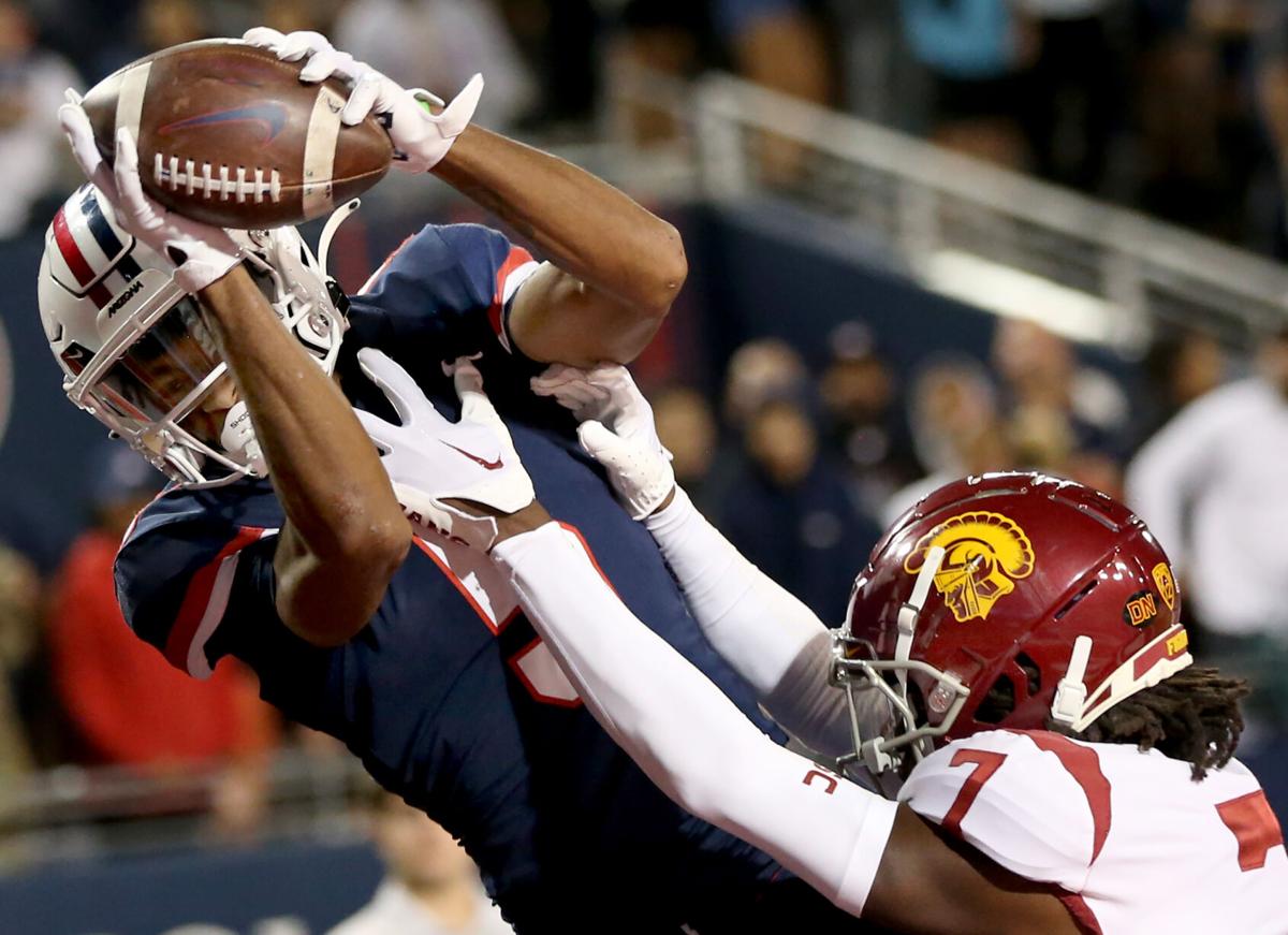 WR Dorian Singer becomes third former Arizona starter to transfer to USC WR Dorian Singer becomes third former Arizona starter to transfer to USC