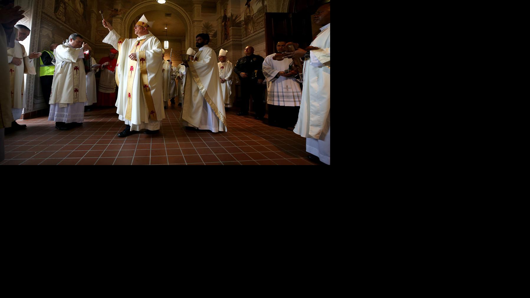 New bishop installed as leader of Tucson diocese