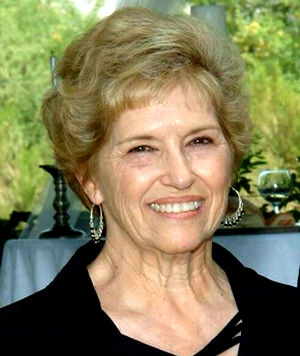 Laura Jean Bourke (Jeanne)