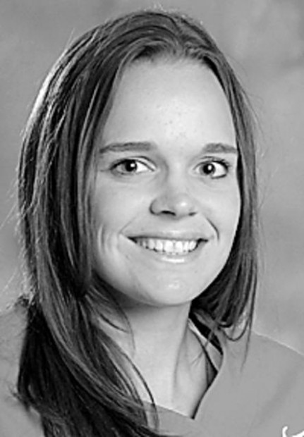 Schultz's off-season pays off in 2 at-bats