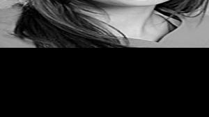 Schultz's off-season pays off in 2 at-bats