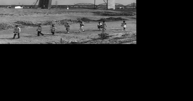 gateway arch construction started